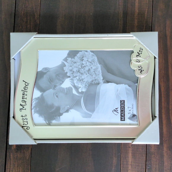 Malden | Accents | Just Married Picture Frame | Poshmark